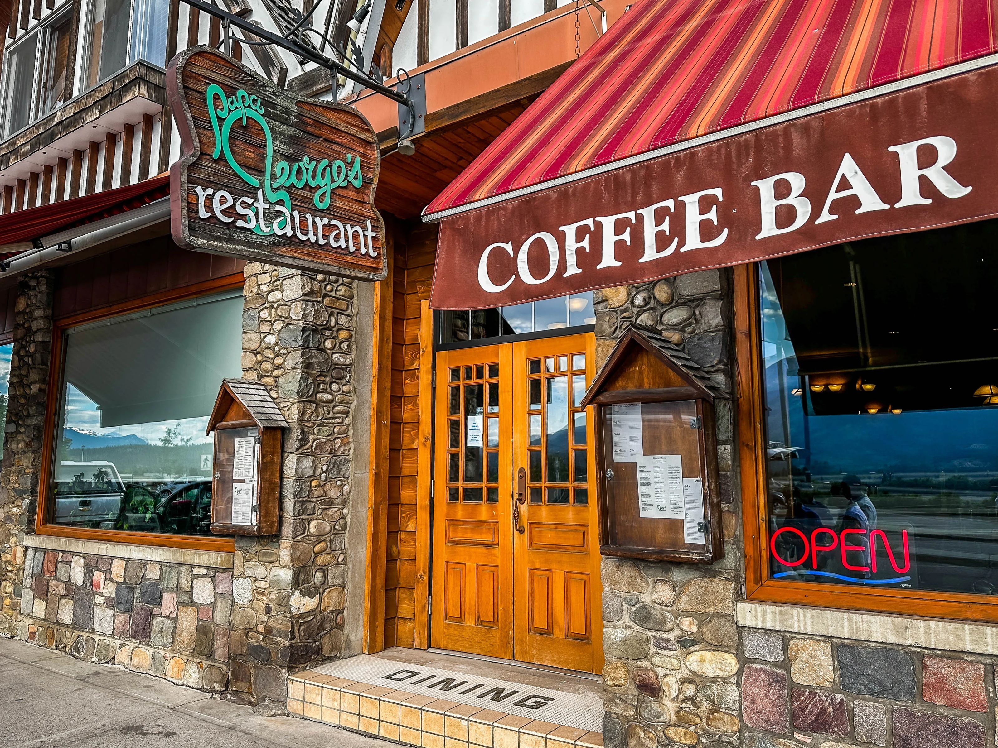 Best Places To Eat In Banff & Jasper