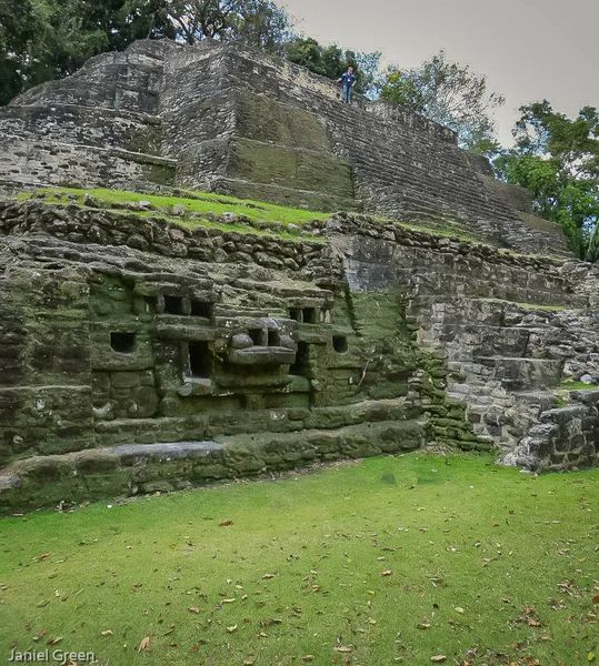 Lamanai Mayan Ruins in Belize: The Perfect Shore Excursion